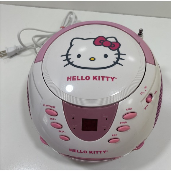 Sanrio | Portable Audio & Video | 24 Sanrio Hello Kitty Amfm Cd Player ...